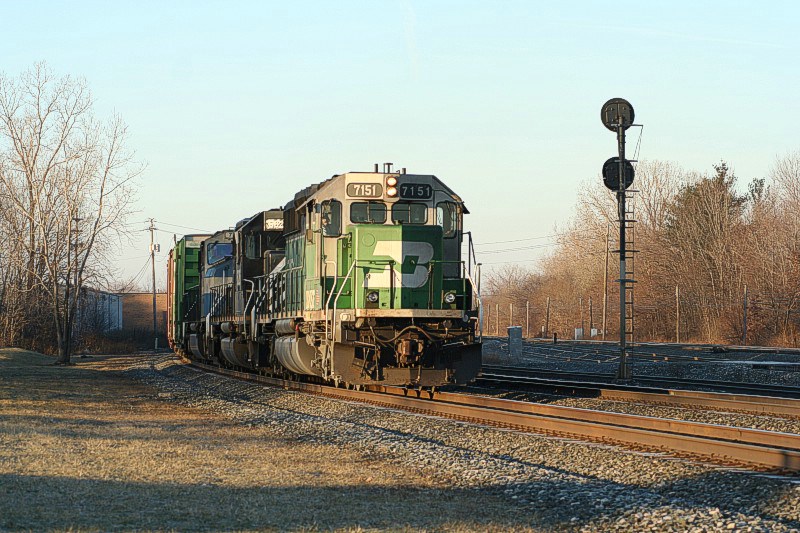 BNSF 7151